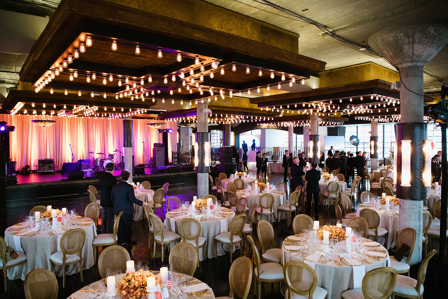 Houston Wedding Venues: Discover The Astorian | swalarueevents.com